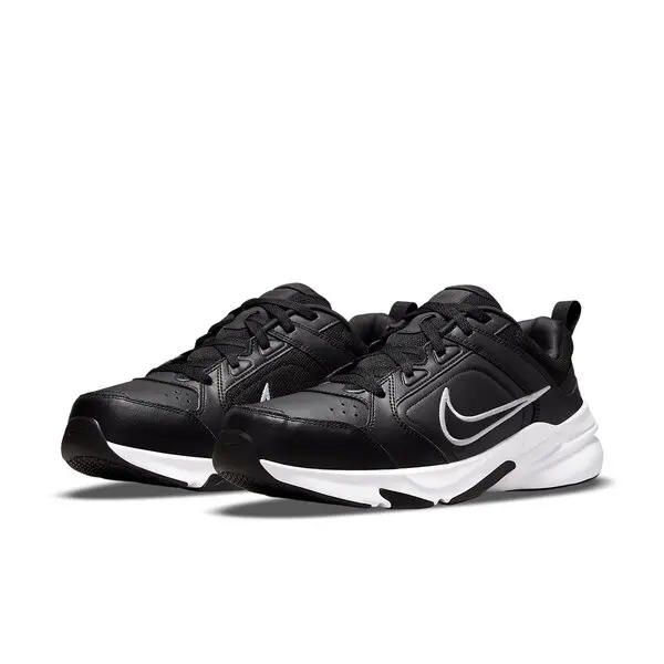 Nike Defy All Day Extra Wide Athletic Sneakers - Black/white