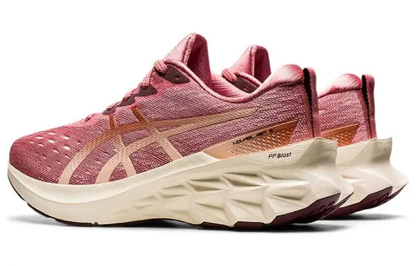 Asics Novablast 2 Running Shoes - Pink