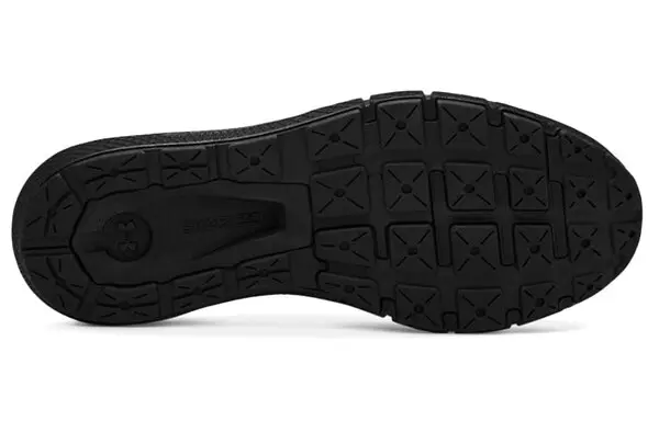 Under Armour Charged Rogue 4e Wide "triple " Sneakers