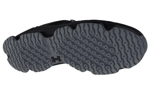 Under Armour Micro G Strikefast Sneakers