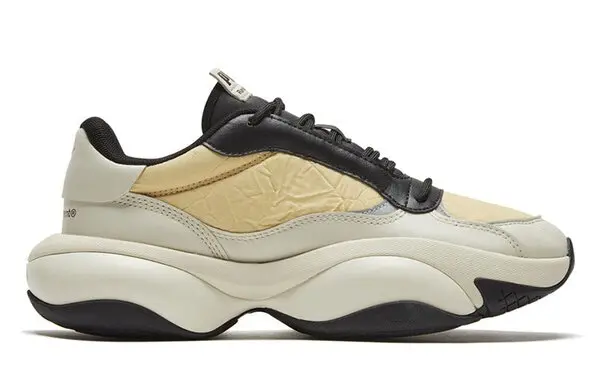 PUMA Randomevent X Alteration Kurve "asparagus" Sneakers - White/black