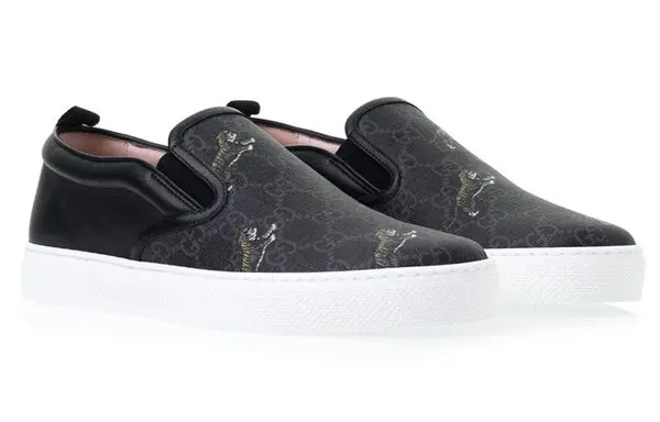 Gucci Gg Supreme Slip-on Sneakers With Tiger Motif