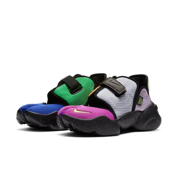 Nike Aqua Rift Split-toe Sneakers - Multi-color