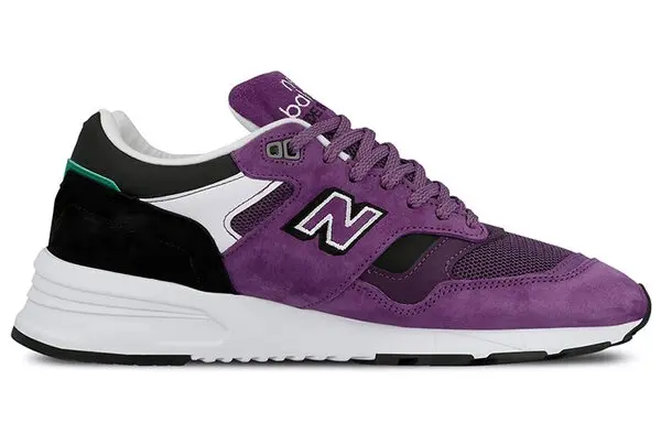 NEW BALANCE 1530 Made In England Sneakers - Purple