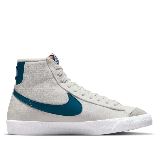 Nike Blazer Mid '77 Athletic Club Sneakers