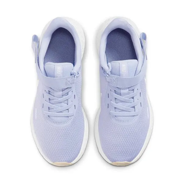 Nike Revolution 5 Flyease Athletic Sneakers