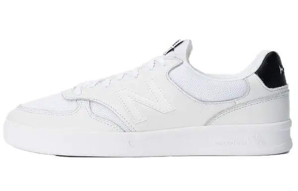 NEW BALANCE X Comme Des Garçons Homme Ct300 Sneakers - White/black