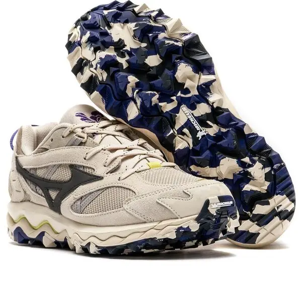 Mizuno Wave Mujin Future Gardens Pack Sneakers - Beige/black