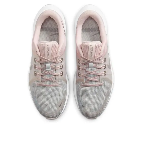 Nike Quest 4 Premium Sneakers - Pink/grey