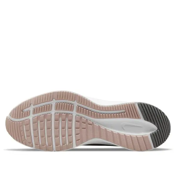 Nike Quest 4 Premium Sneakers - Pink/grey