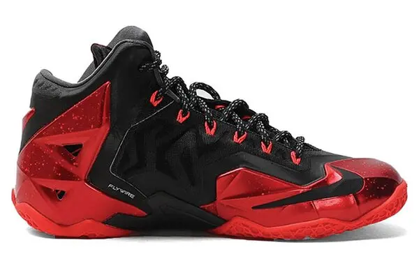 Nike Lebron 11 Xdr "heat Away" Sneakers - Black