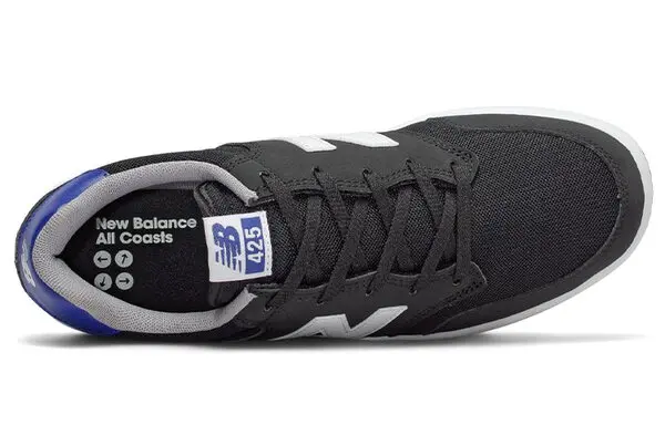 NEW BALANCE 425 Low Top Sneakers
