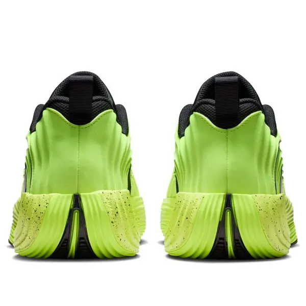 Nike Giannis Immortality Sneakers