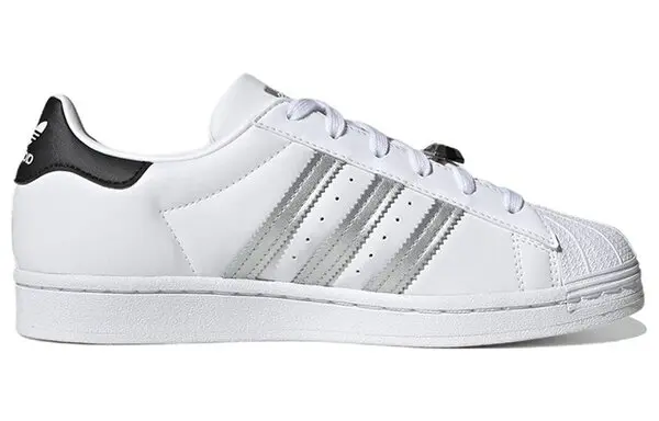 Adidas Superstar Paris Sneakers