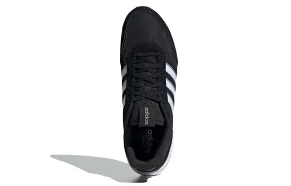 Adidas Retrorun Sneakers
