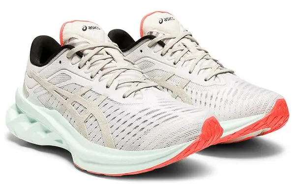 Asics Novablast Sps Sneakers - White/green