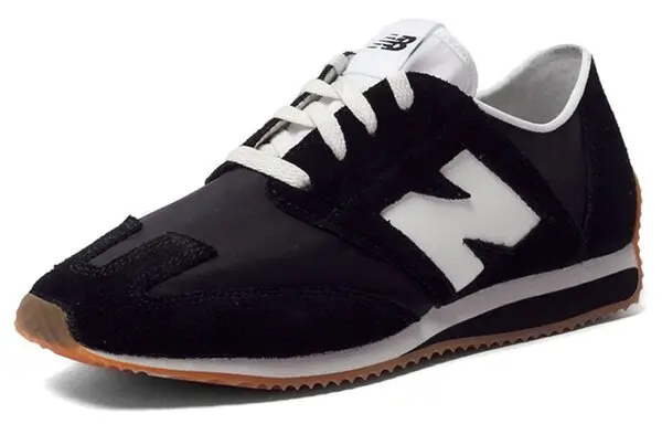 NEW BALANCE U320 Sneakers - Black