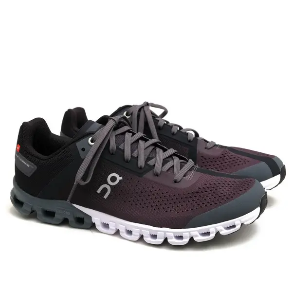 On Cloudflow Athletic Lace-up Sneakers - Black/grey