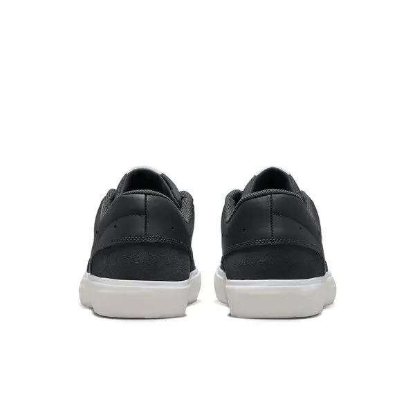 JORDAN Air Series Es Sneakers