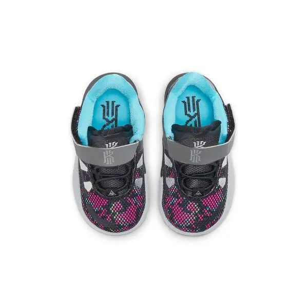 Nike Kyrie 7 "pixel Camo