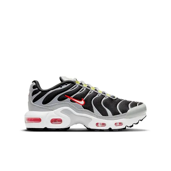 Nike Max Plus Sneakers - Black/silver/red