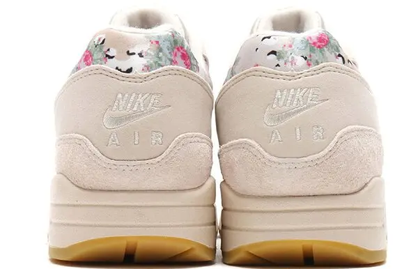 Nike Max 1 "floral Camo" Sneakers - Pinkred
