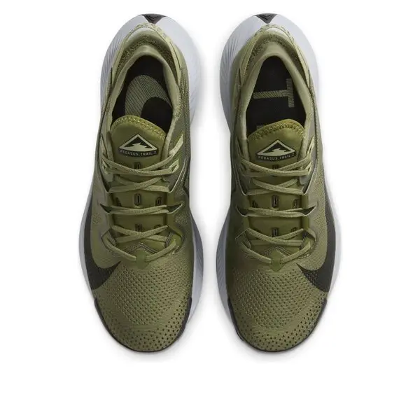 Nike Pegasus Trail 2 Sneakers