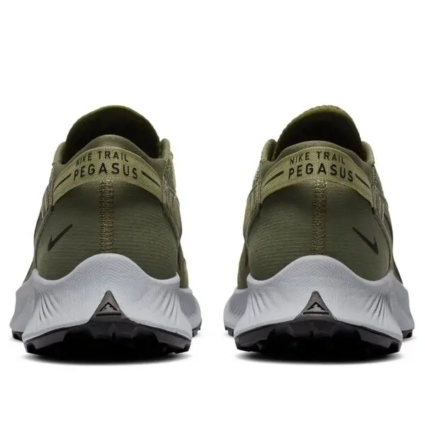 Nike Pegasus Trail 2 Sneakers
