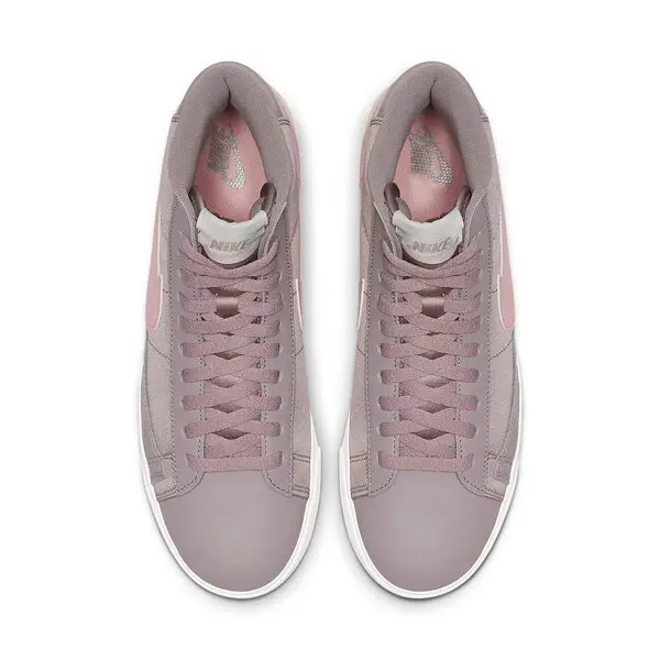 Nike Blazer Mid Premium Sneakers