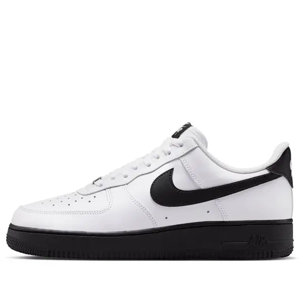 Nike Force 1 Low '07 Sneakers - White/black