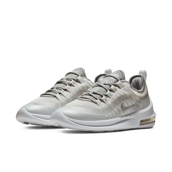 Nike Max Axis Low Top Sneakers - Creamy