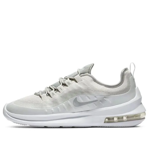 Nike Max Axis Low Top Sneakers - Creamy