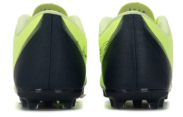 PUMA Ultra Play Mg Soccer Cleats