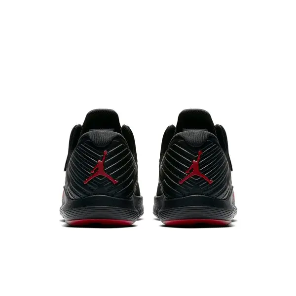 JORDAN Air Relentless "bred" Sneakers - Black/red