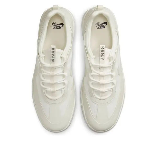 Nike Nyjah Free 2 Sb Sneakers - Cream