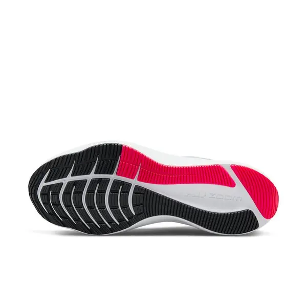 Nike Zoom Winflo 8 Athletic Sneakers