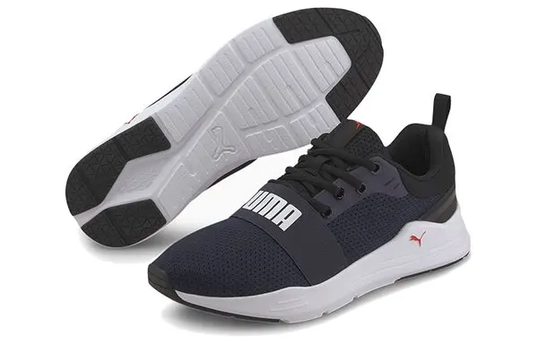 PUMA Wired Run Peacoat Sneakers