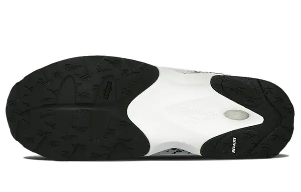 REEBOK Instapump Fury Road "moon Landing" Sneakers - Black/blue