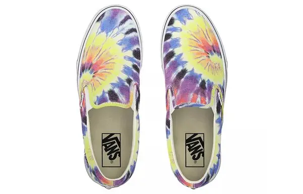 VANS Classic Slip-on 'washed Tie Dye' Sneakers - Multi-color