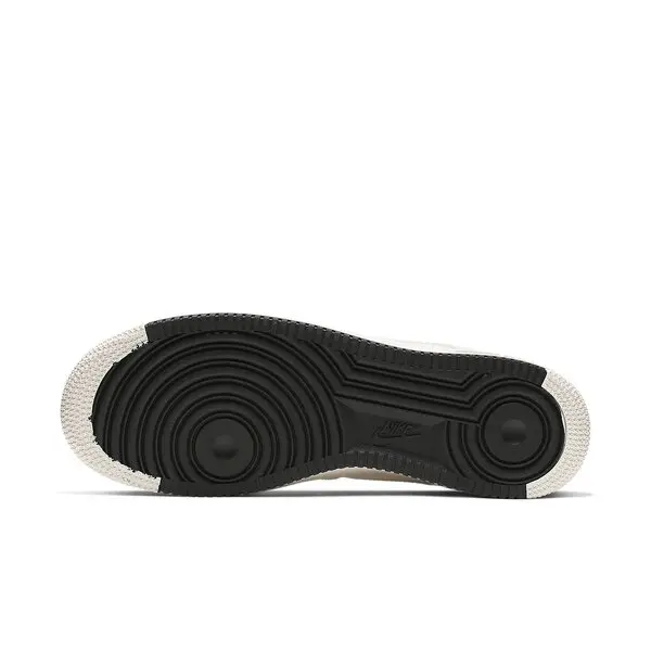 Nike Force 1 Low '07 1 Sneakers