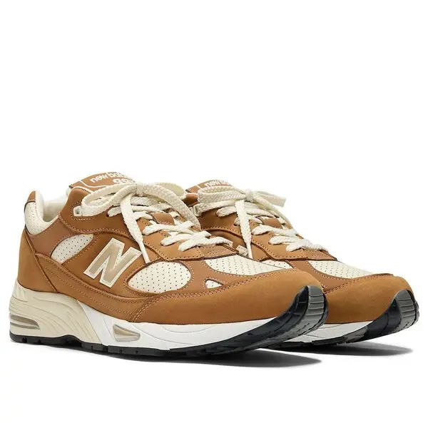 NEW BALANCE 991v1 Made In Uk Sneakers - Chipmunk Birch