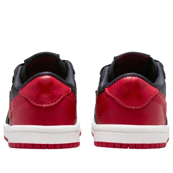 JORDAN 1 Retro Low Og "banned" Sneakers