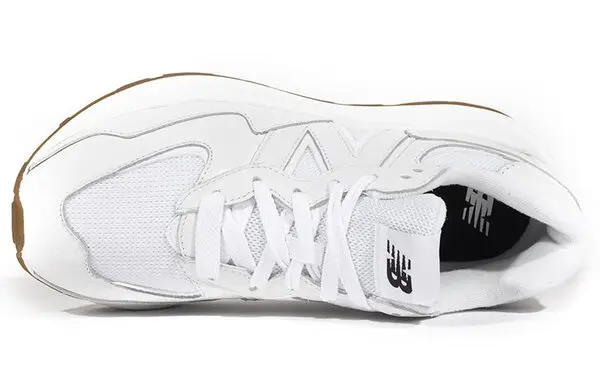 NEW BALANCE 57/40 Sneakers