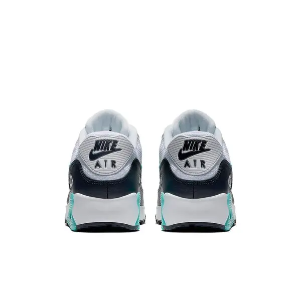 Nike Max 90 Essential Sneakers