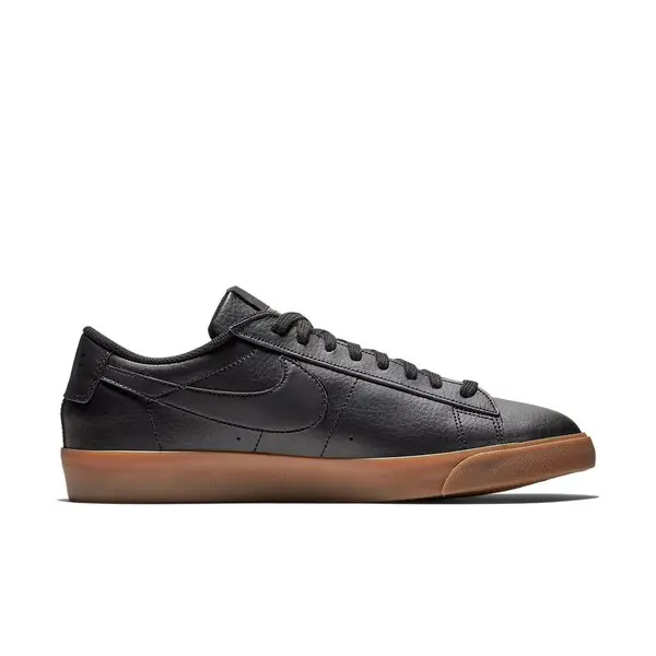 Nike Blazer Low Leather Gum Sole Sneakers