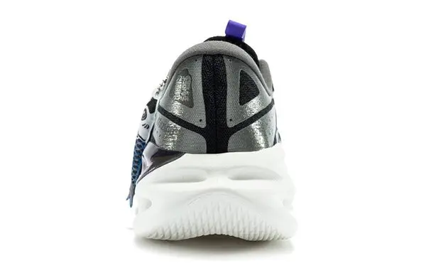 Mizuno Koi Athletic Sneakers