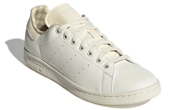 Adidas Stan Smith Low Top Sneakers - Creamy