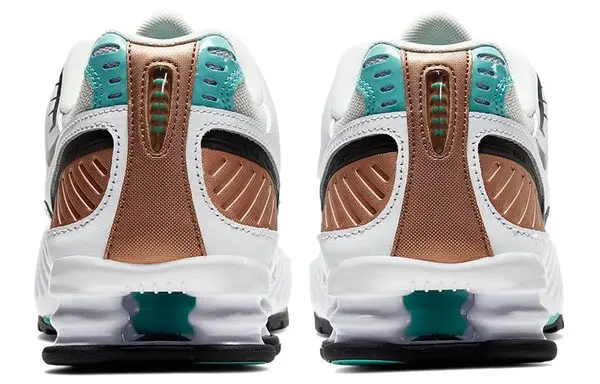 Nike Shox Enigma "aurora Green" Sneakers - White