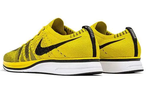 Nike Flyknit Trainer 2017 Athletic Sneakers