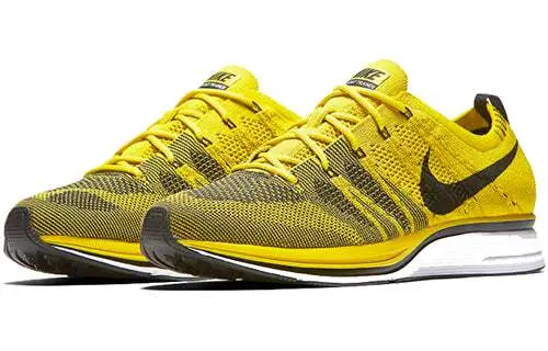 Nike Flyknit Trainer 2017 Athletic Sneakers